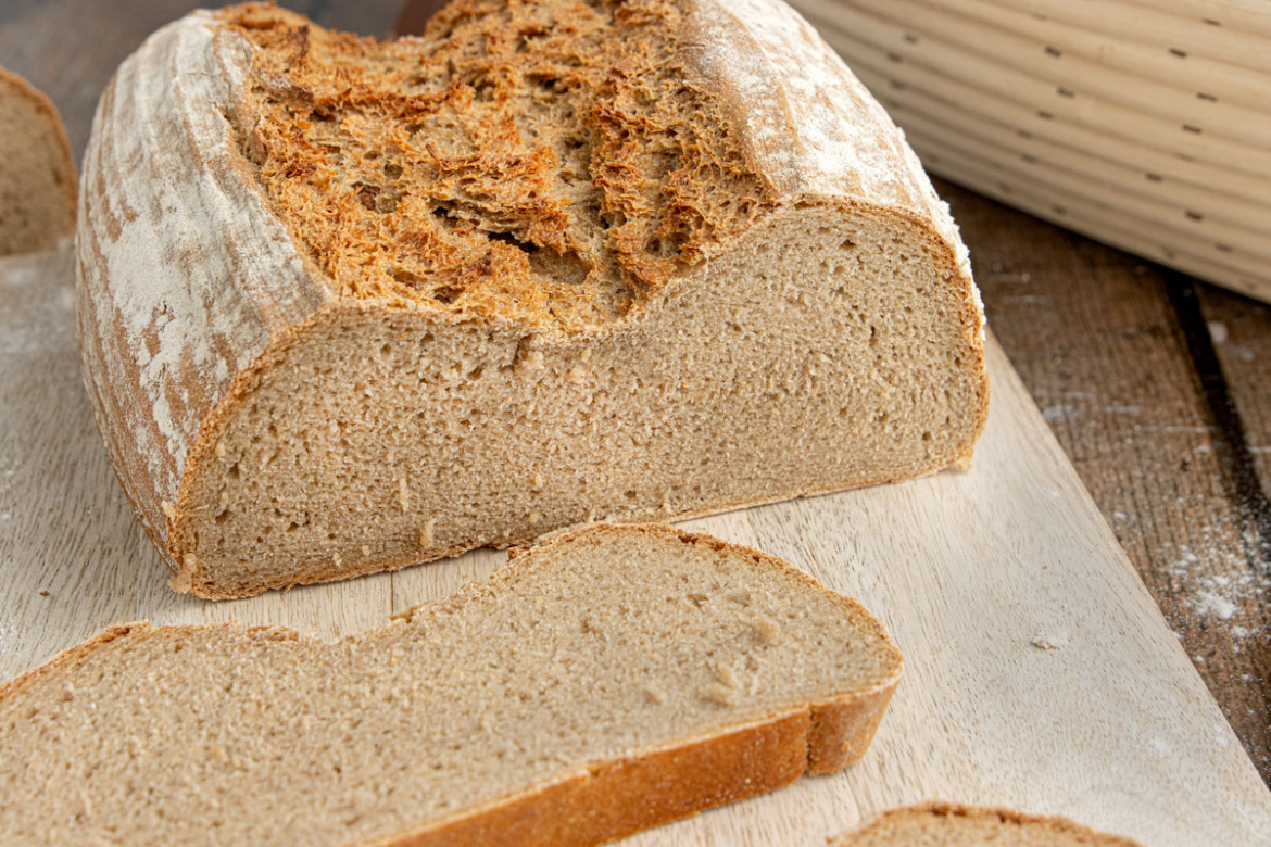 Schnelles Roggenbrot mit Sauerteig backen