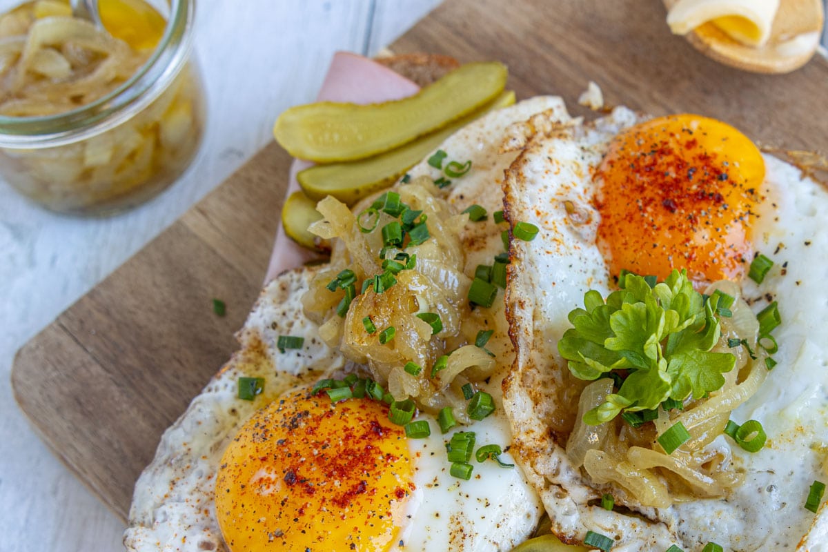 Schmelzzwiebeln Grundrezept Geschmelzte Zwiebeln EAT de Schmelzzwiebeln Grundrezept Geschmelzte Zwiebeln EAT de