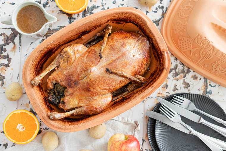 Ente im Backofen: bei wie viel Grad braten? - eat.de