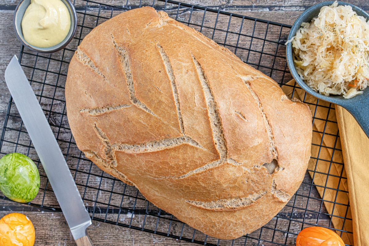 13 typische Fehler beim Brotbacken vermeiden - eat.de