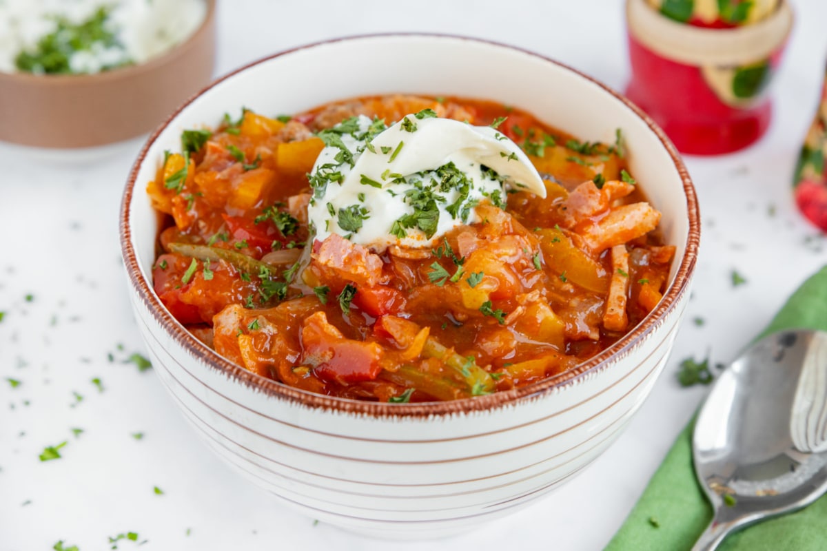 Original russische Soljanka I Rezept - eat.de