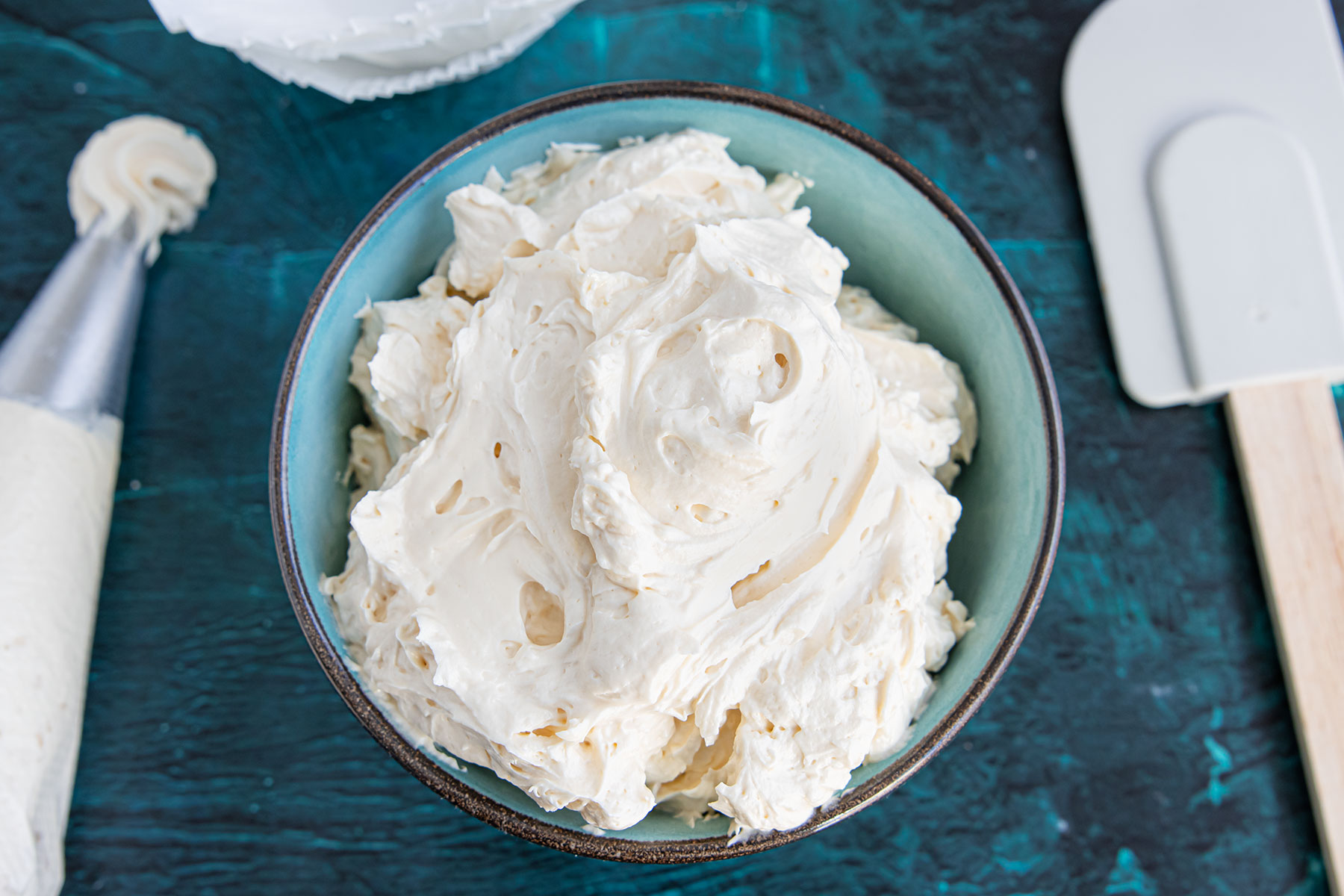 Amerikanische Buttercreme: Grundrezept | Rezept - eat.de