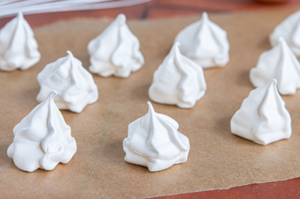 Einfaches Baiser Grundrezept | Rezept - eat.de