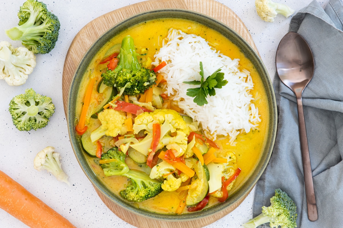 Gemüsecurry aus dem Wok | Rezept - eat.de