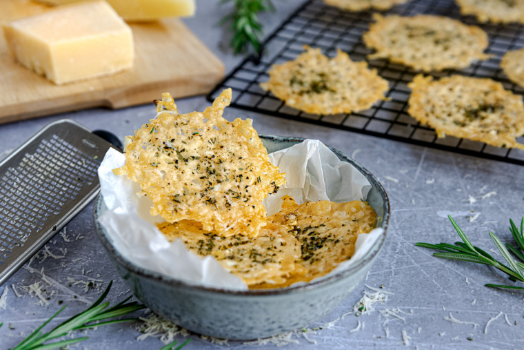 Parmesanchips | Rezept - eat.de