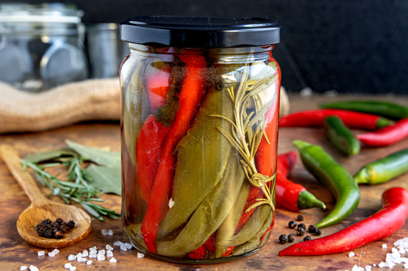 Peperoni einlegen und haltbar machen | Rezept