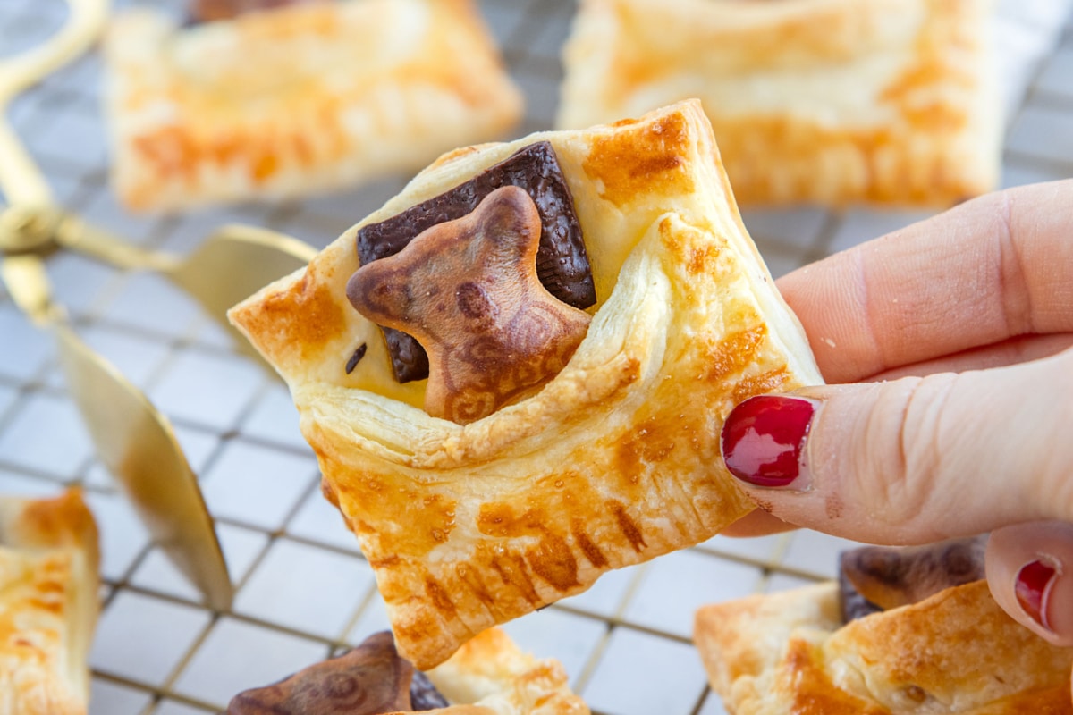 Quarktaschen mit Blätterteig | Rezept - eat.de