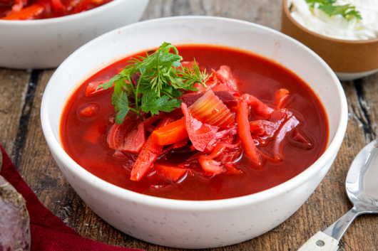 Vegetarischer Borschtsch | Rezept - eat.de