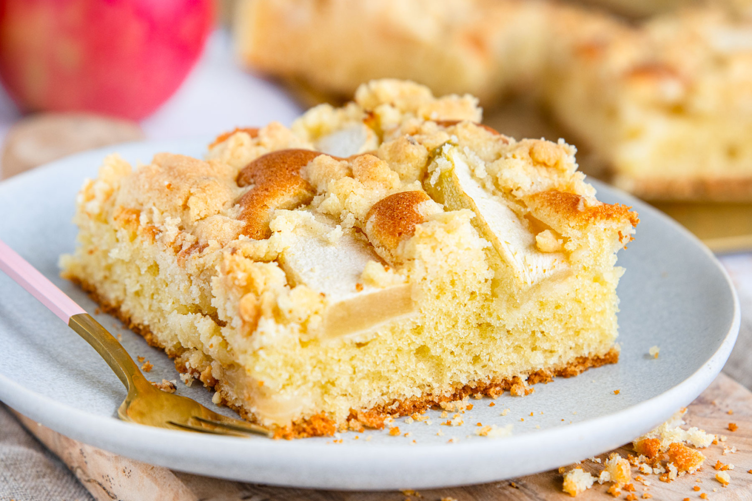 Apfel-Streuselkuchen vom Blech | Rezept - eat.de