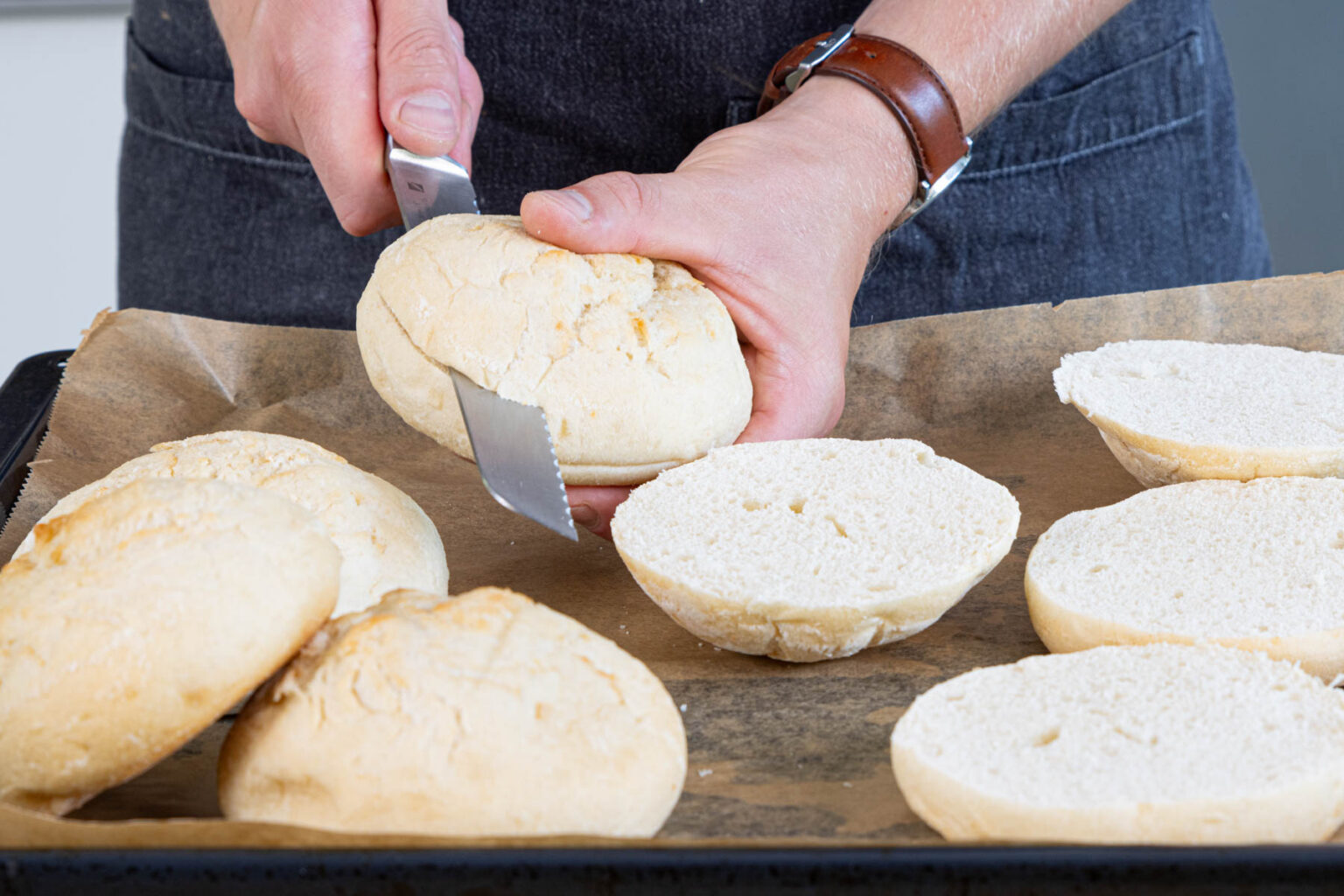 Schnelle Pizzabrötchen mit Hackfleisch
