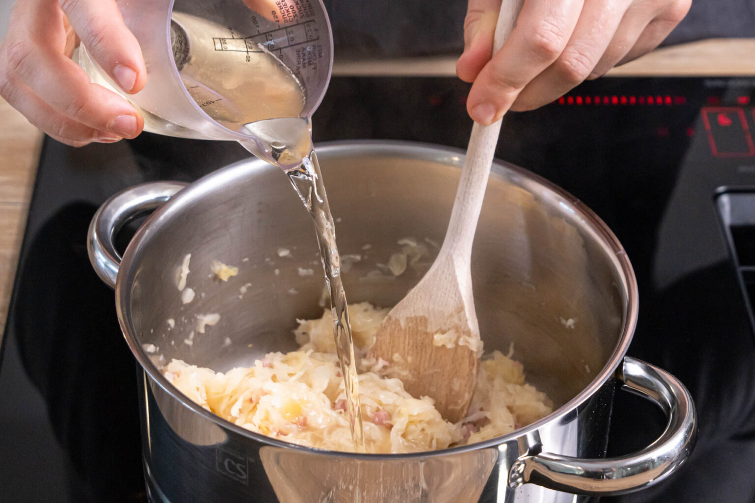 Wunderschne Zubereitung Sauerkraut Aus Der Dose Ebenbild