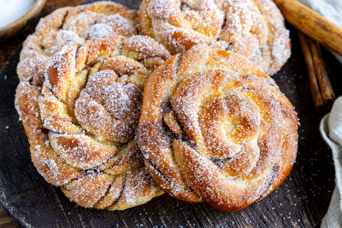 Süßes Hefeteig-Gebäck - eat.de