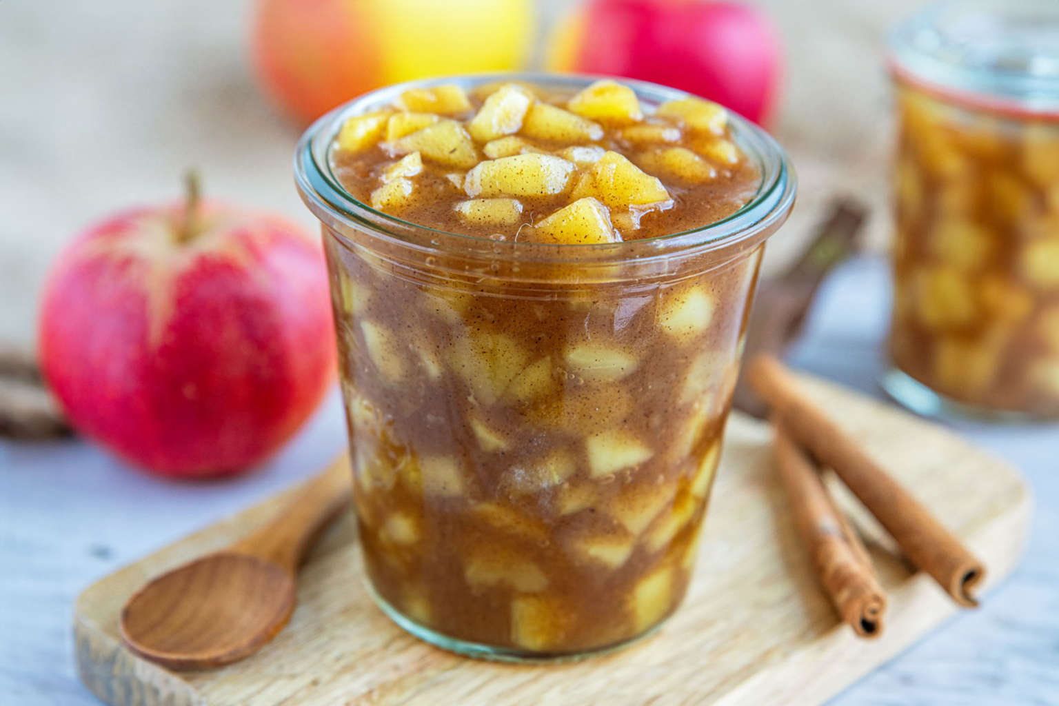 Klassisches Apfelkompott selber machen | Rezept - eat.de