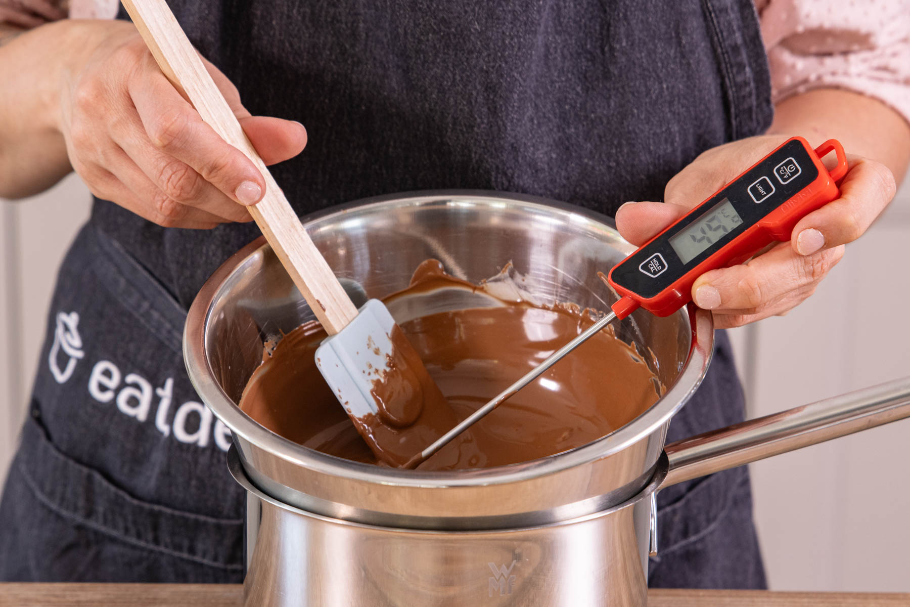 Schokolade und Kuvertüre richtig temperieren (Video-Anleitung)