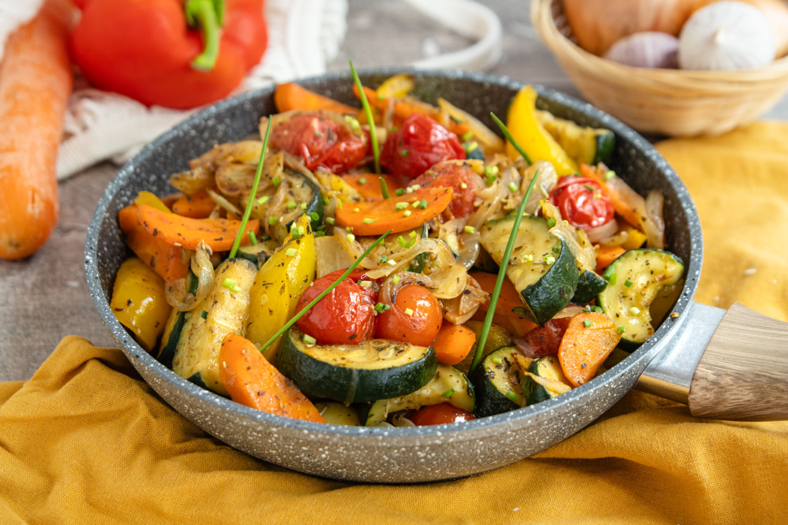 Gemüsepfannen-Rezepte: schnell, bunt & gesund genießen