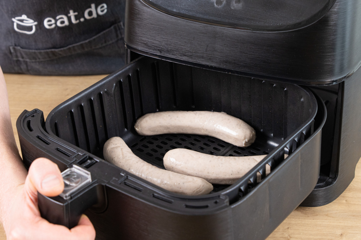 Bratwurst in der Heißluftfritteuse zubereiten