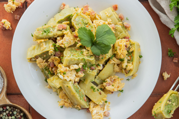 Gebratene Maultaschen mit Ei | Rezept