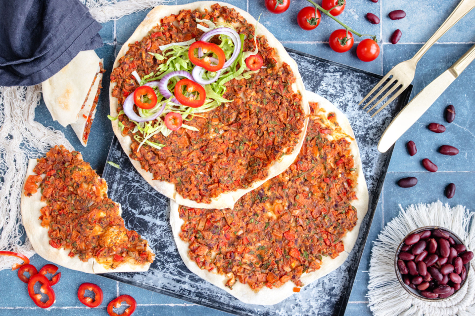 Vegetarisches Lahmacun | Rezept - eat.de