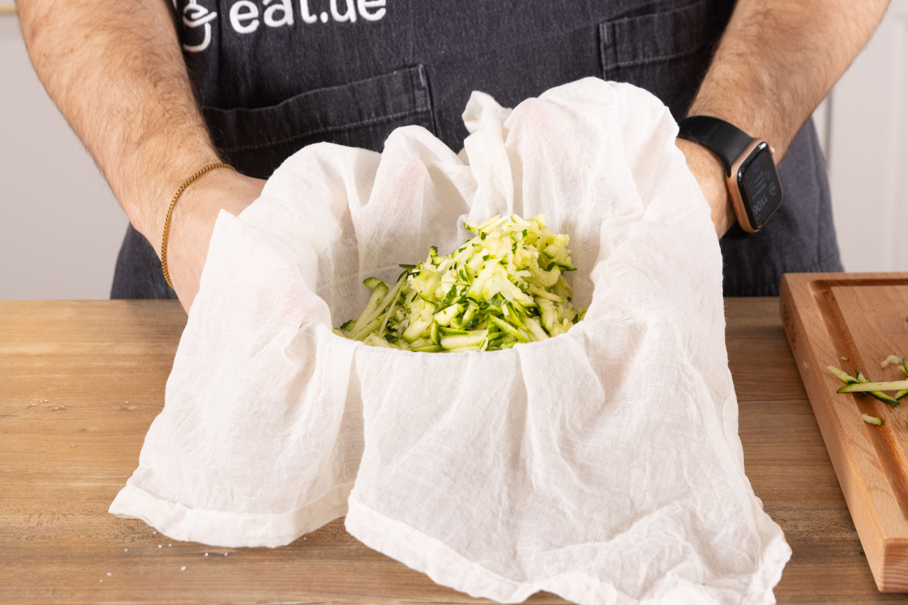 Zucchinipuffer mit Haferflocken