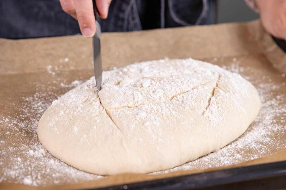 Dinkelbrot mit Trockenhefe selber backen | Rezept