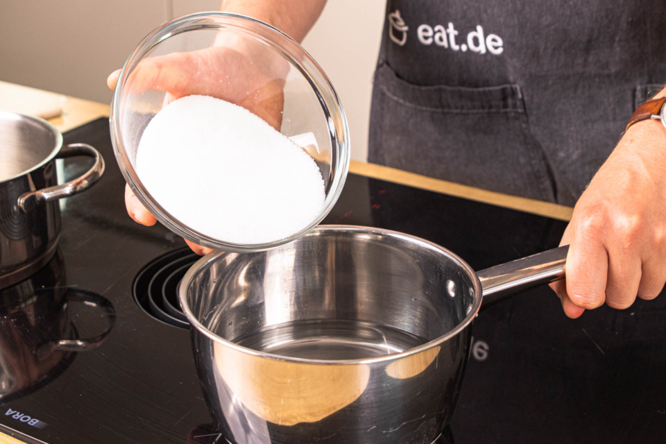 Sirup selber machen: das einfache Grundrezept | Rezept