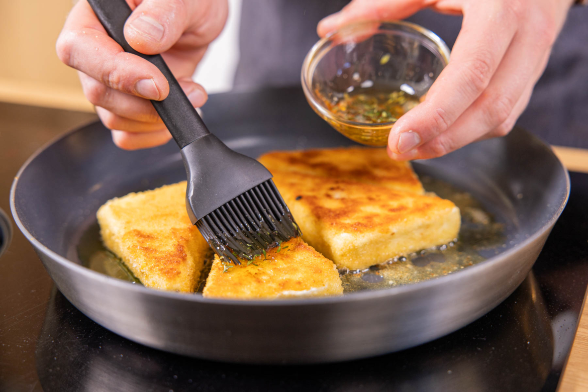 Saganaki: panierter Feta wie beim Griechen | Rezept