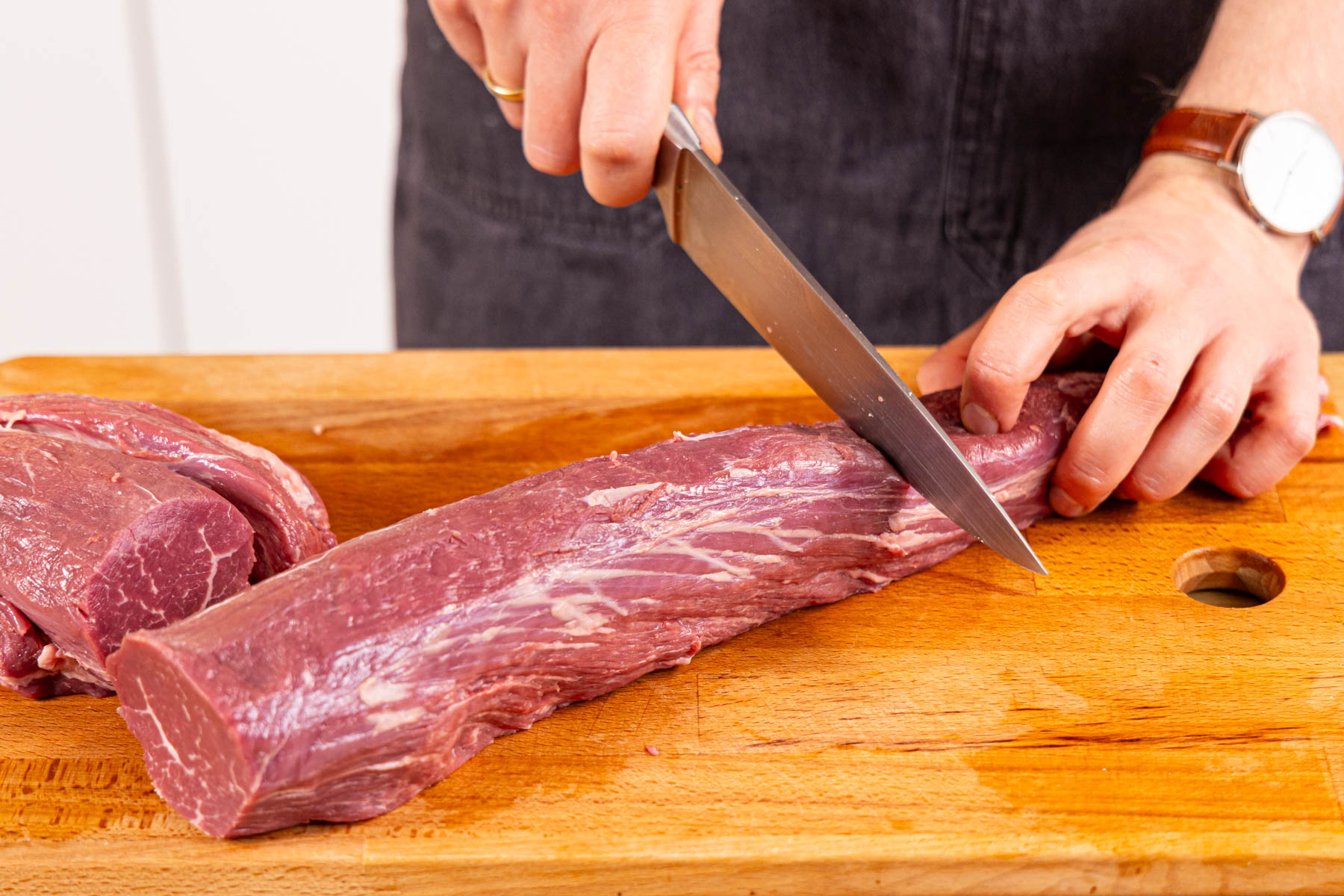 Zarte Rinderlende aus dem Ofen perfekt gegart