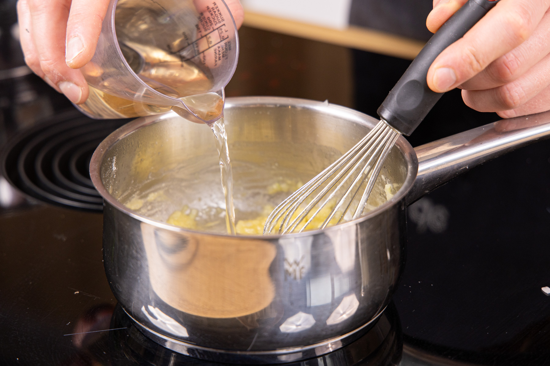Sahnesoße: das klassische Rezept