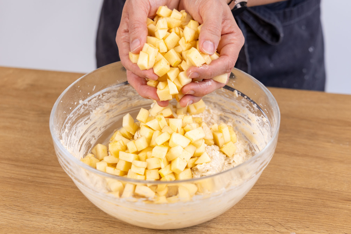 Apfel-Haferflocken-Kuchen: saftig & lecker