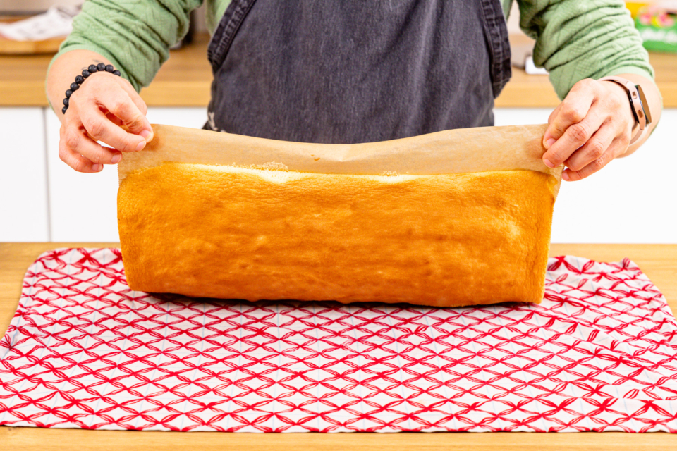 Biskuitrolle mit Muster
