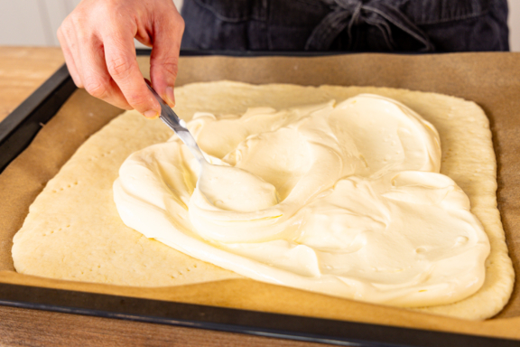 Apfelkuchen mit Quark-Öl-Teig vom Blech