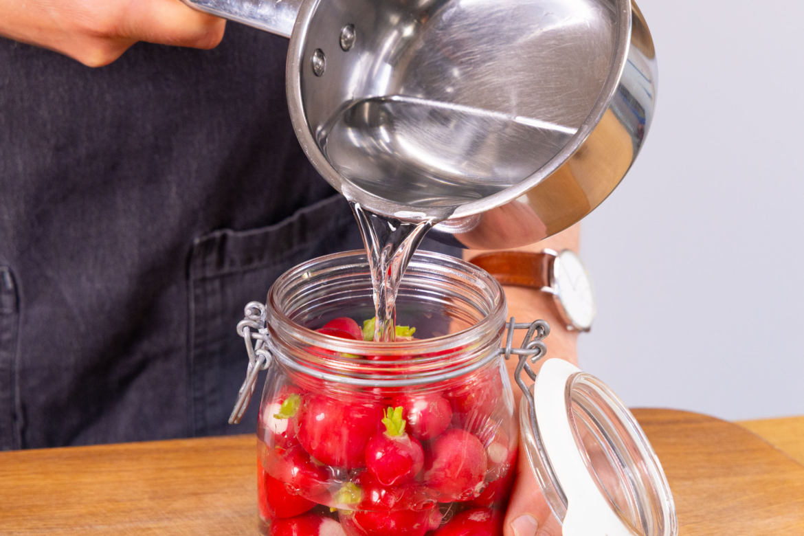 Radieschen fermentieren: einfaches Rezept in 10 Minuten